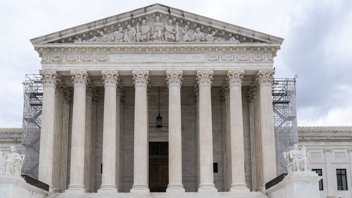 SCOTUS lifts stay on Texas immigration law SB4 | wfaa.com