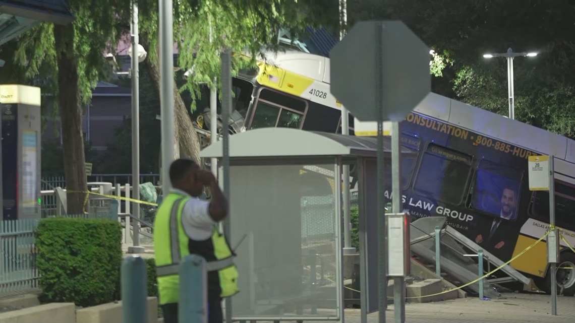DART bus crashes into Dallas DART rail station | wfaa.com