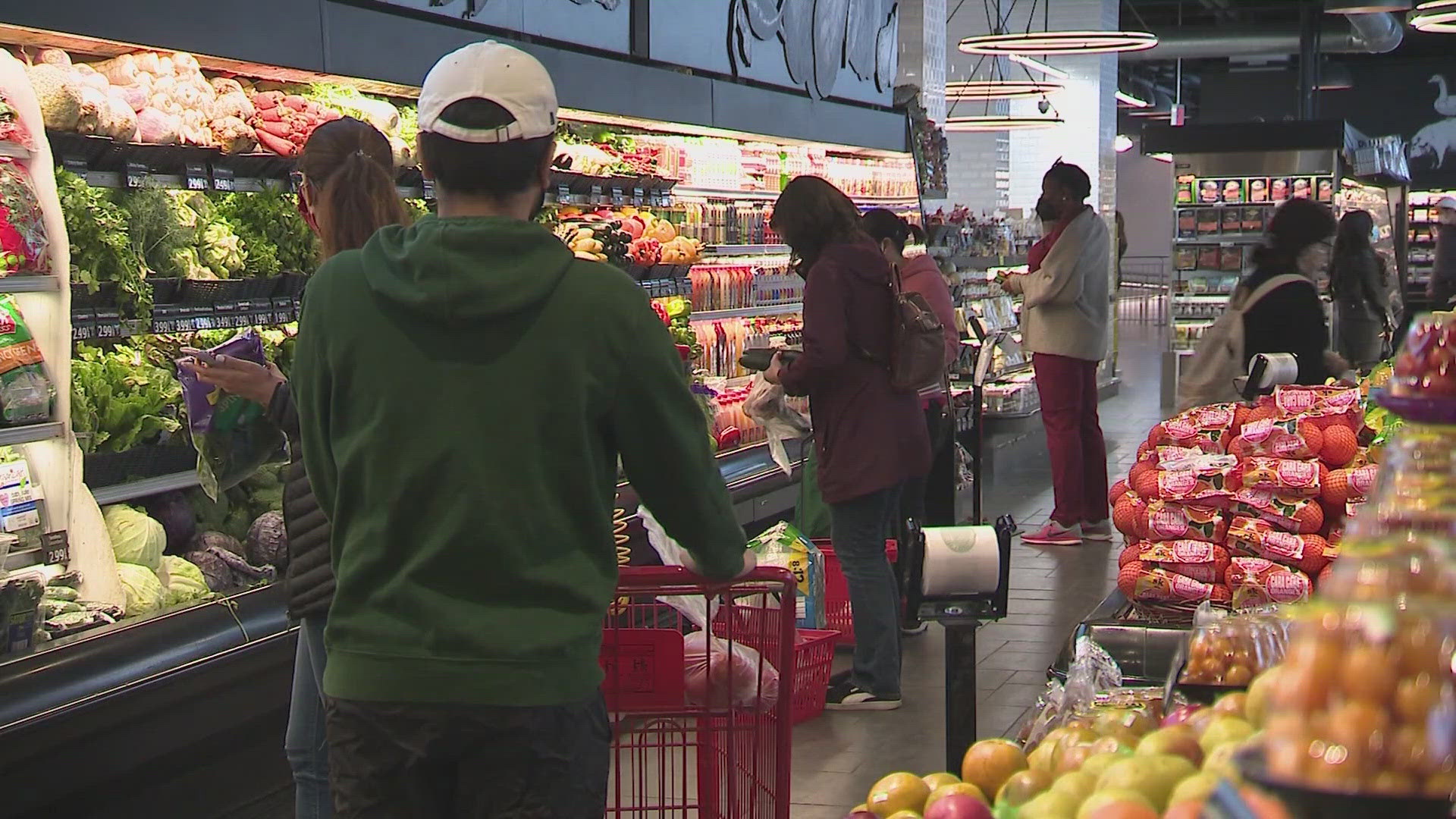 What happens to SNAP benefits during the government shutdown? | wfaa.com