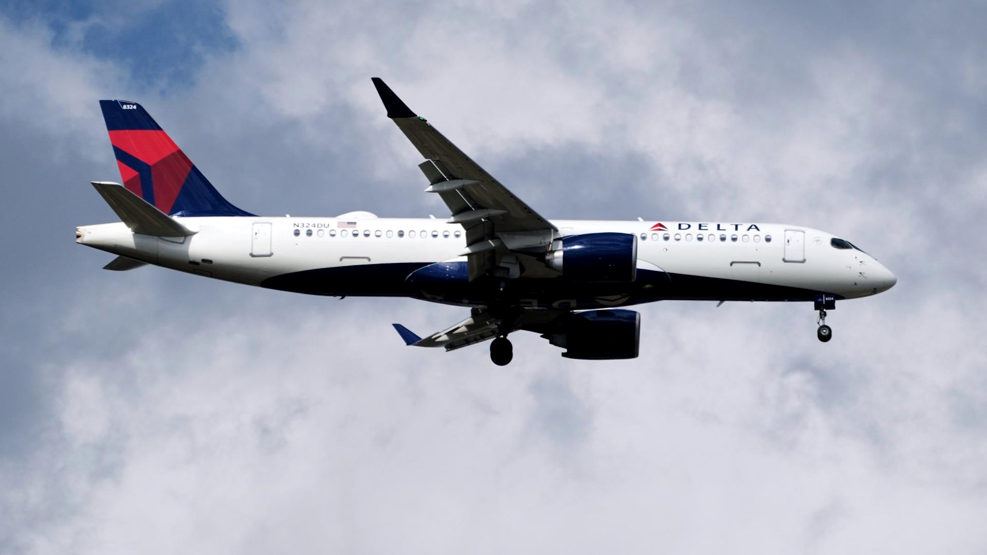 Part of a plane wing breaks off during flight in Texas | wfaa.com