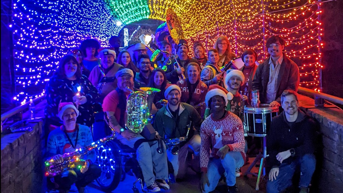 Dallas, Texas Oak Lawn Band | wfaa.com