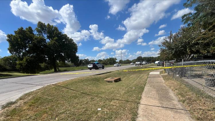 Fort Worth Fire Chief Jim Davis put on paid leave, department says ...