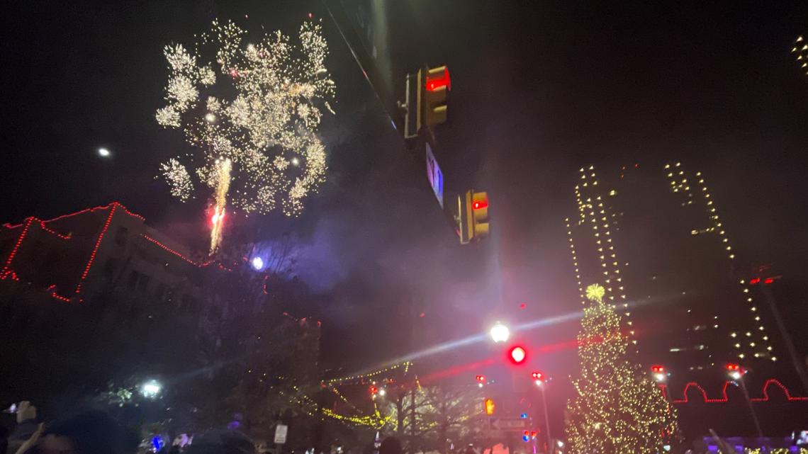Sundance Square hosting New Year's fireworks show | wfaa.com