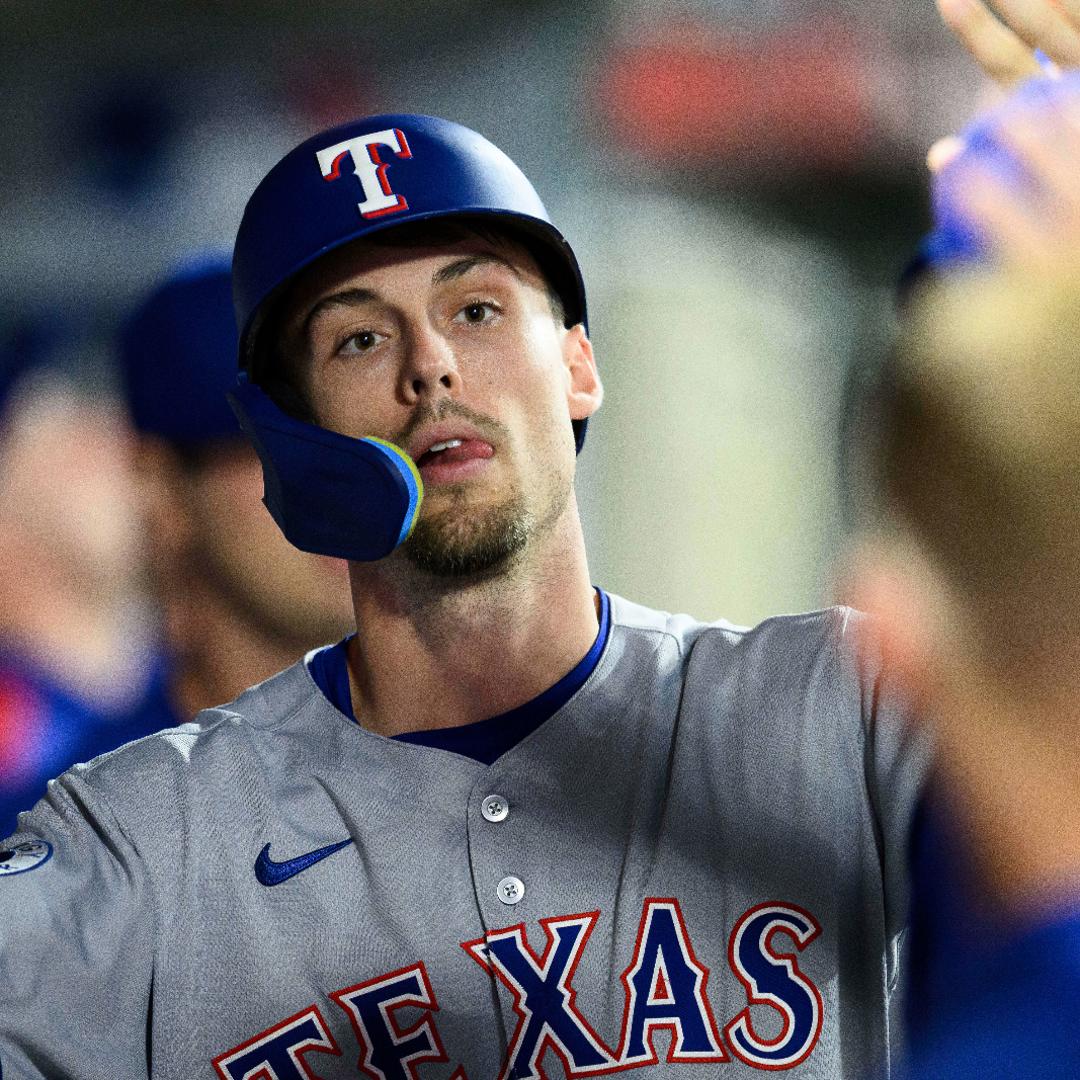 Texas Rangers: Evan Carter hits injured list; Osuna called up | wfaa.com