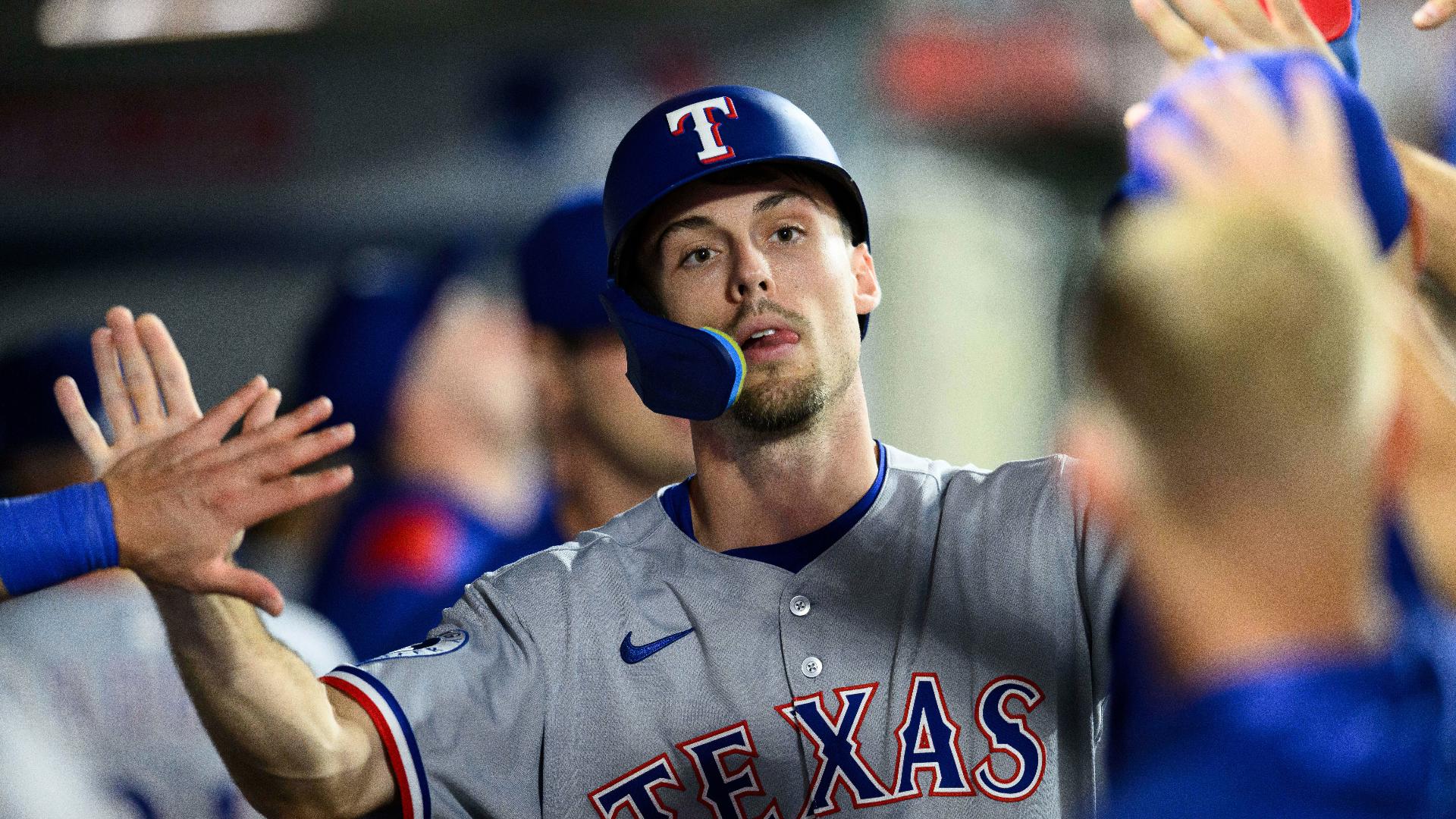 Texas Rangers: Evan Carter hits injured list; Osuna called up | wfaa.com