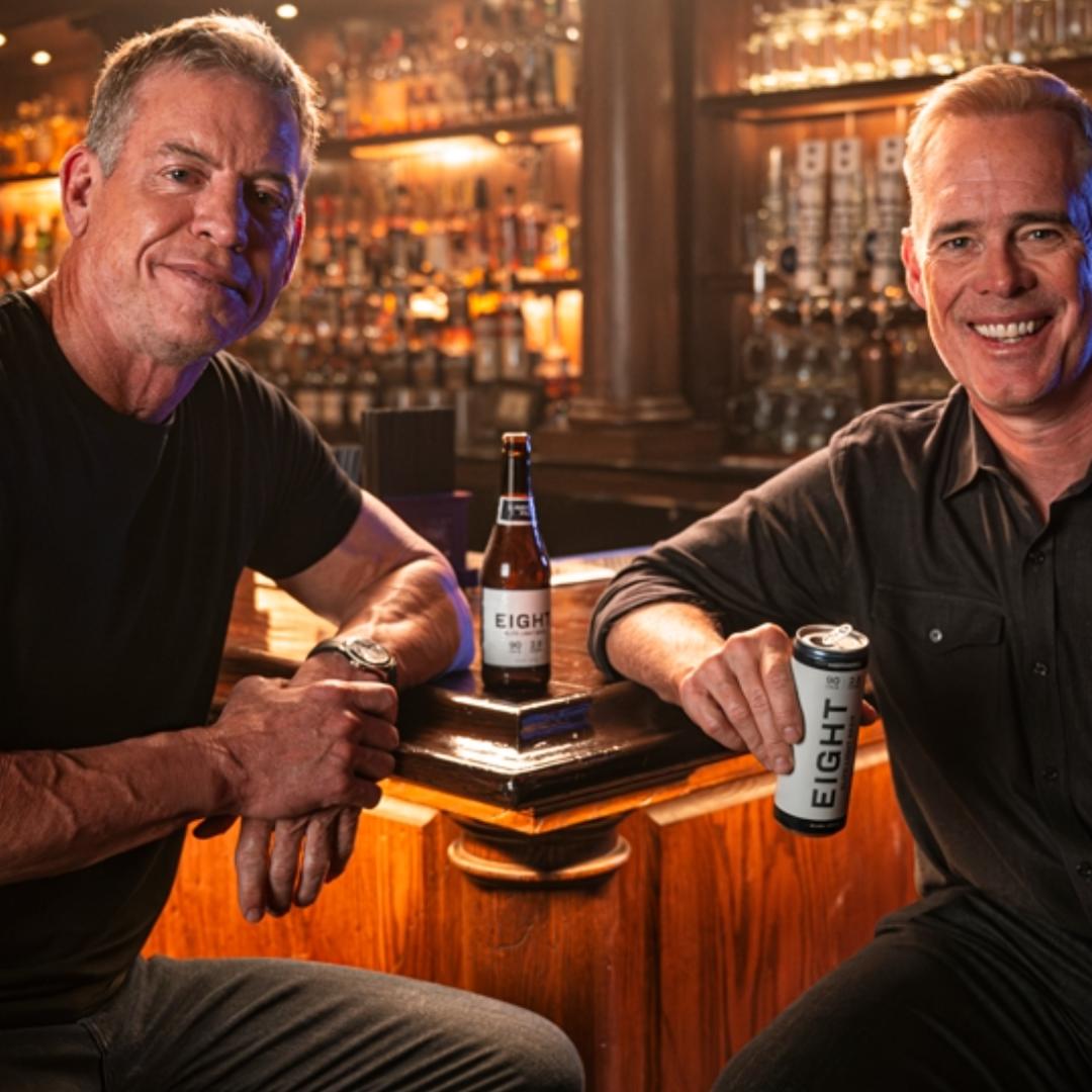 Cowboys legend Troy Aikman films commercial at Dallas bar with Joe Buck ...