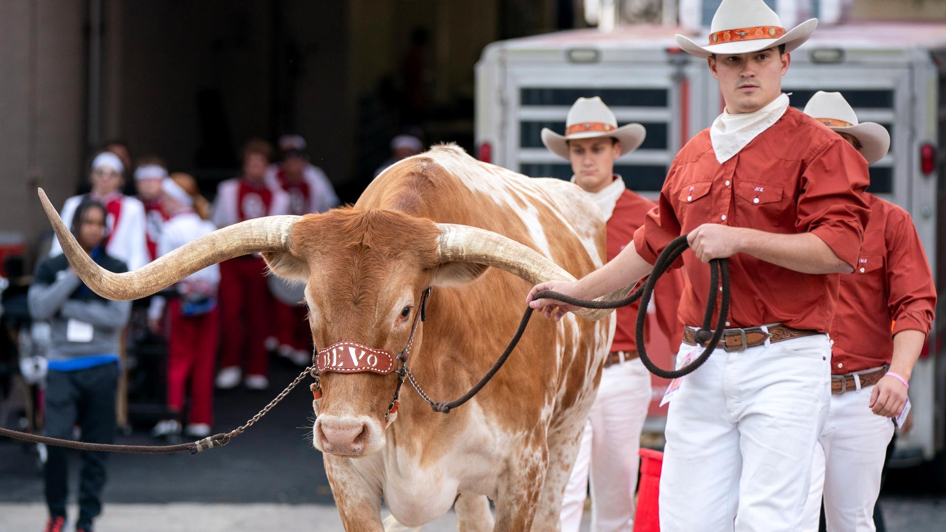 University of Texas throws massive party as Longhorns enter SEC | wfaa.com
