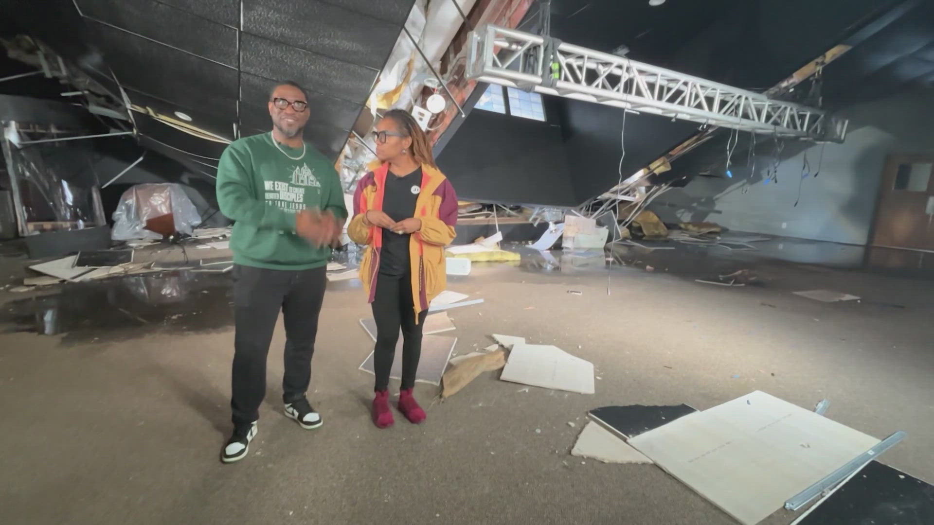 A North Texas church's roof collapsed under the weight of snow over the ...