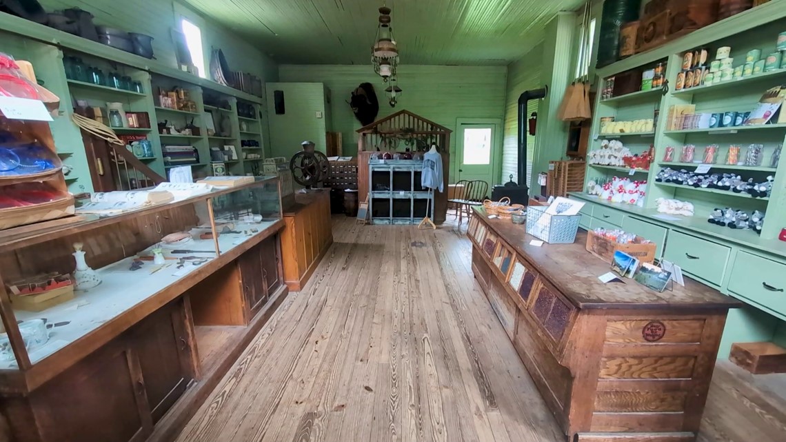 Old City Park selling nearly 22,000 artifacts | wfaa.com