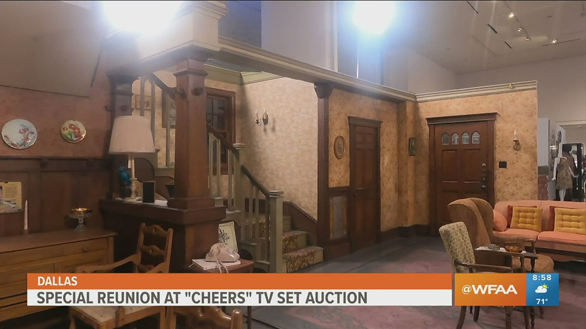 Iconic 'Cheers' bar up for auction | wfaa.com