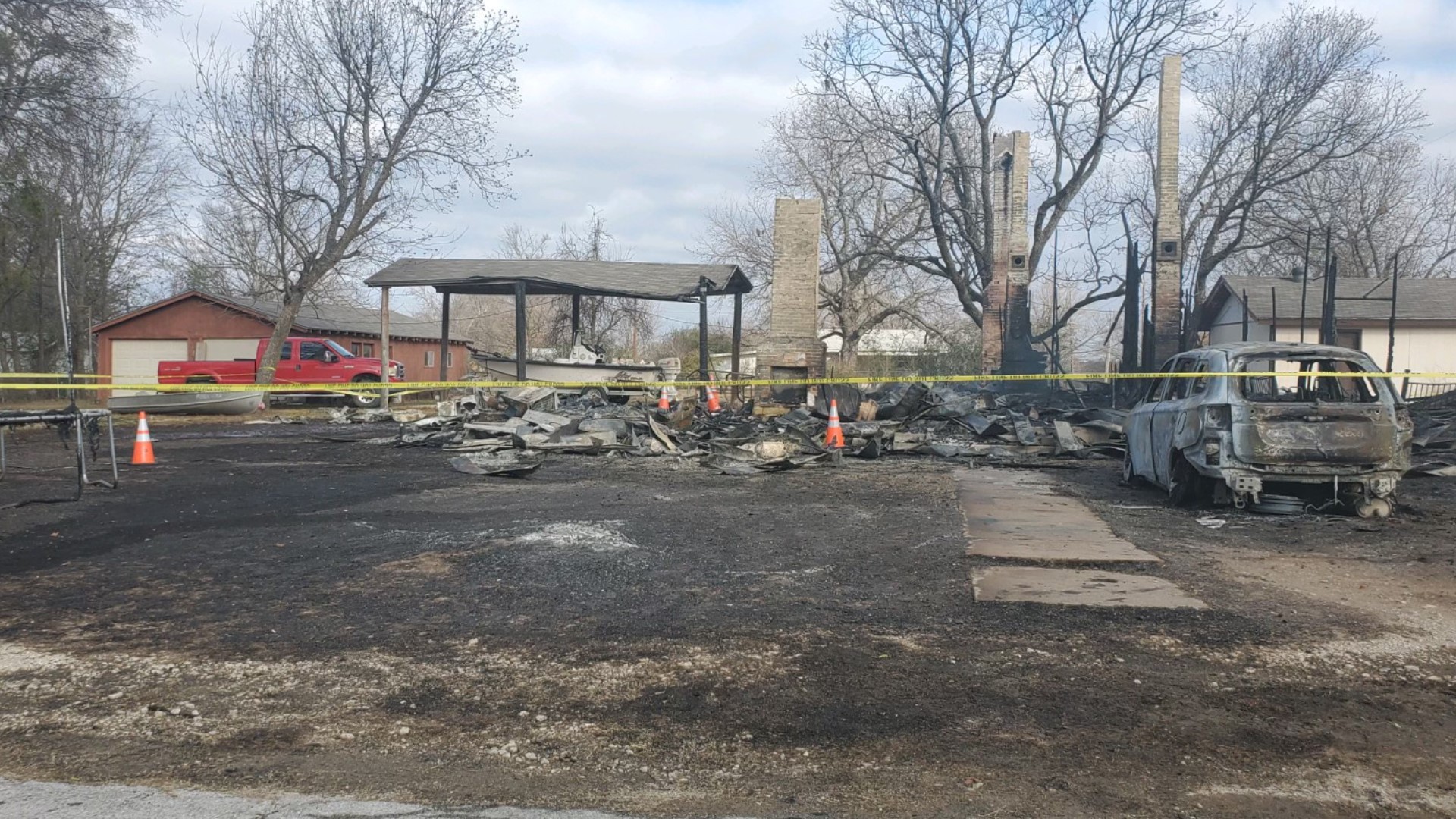 Texas toddler wakes up parents, saves family from fire | wfaa.com