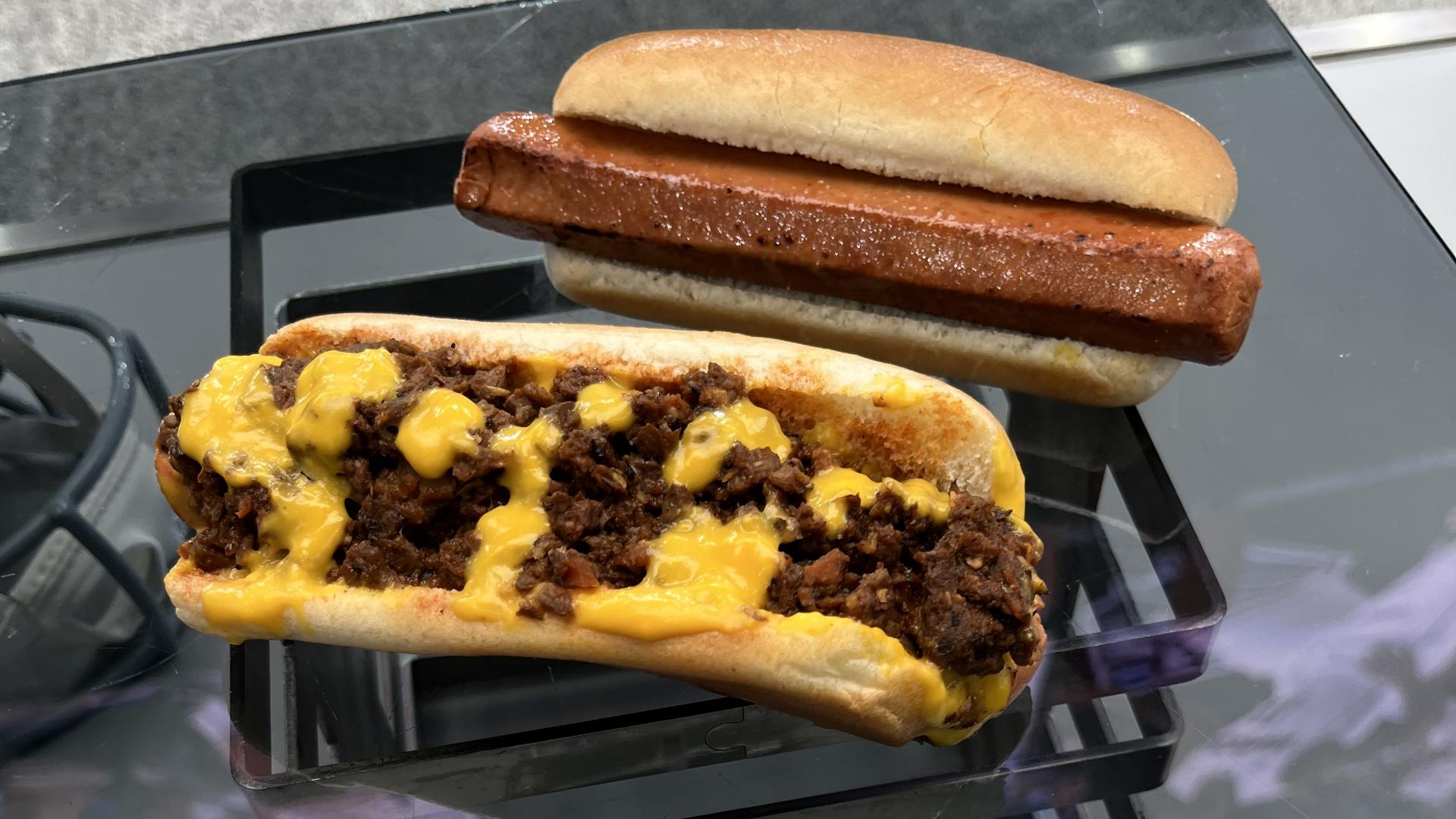 Dallas Cowboys show off new food menu at AT&T Stadium | wfaa.com