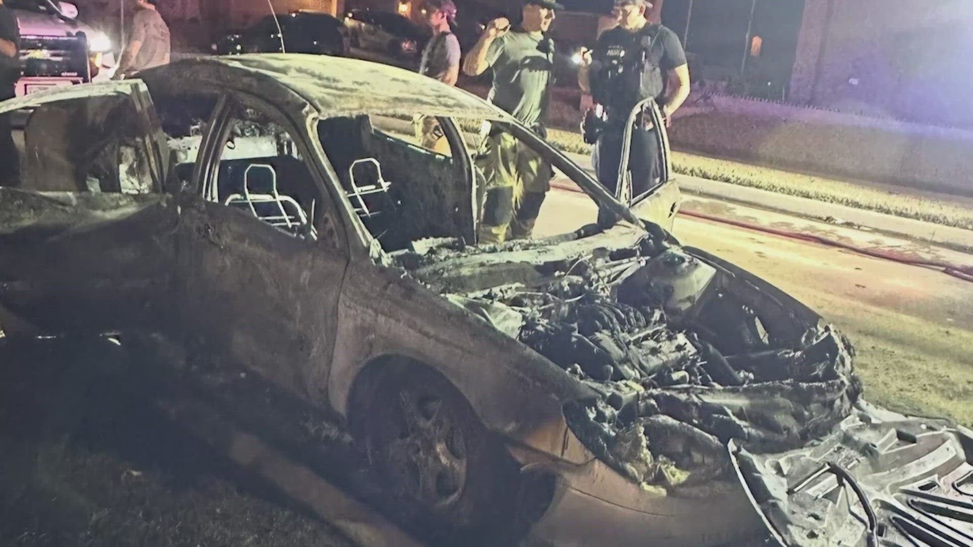 VIDEO: Car arson in south Fort Worth appears to be linked to string of ...