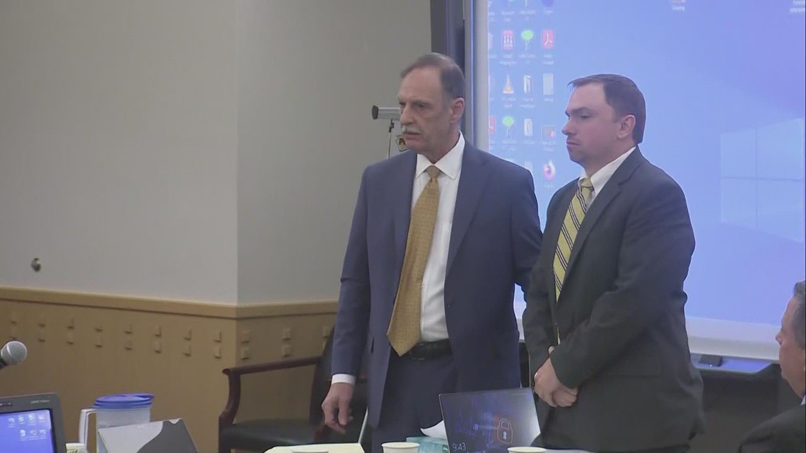 Aaron Dean trial: Jury still deciding on punishment for former Fort ...