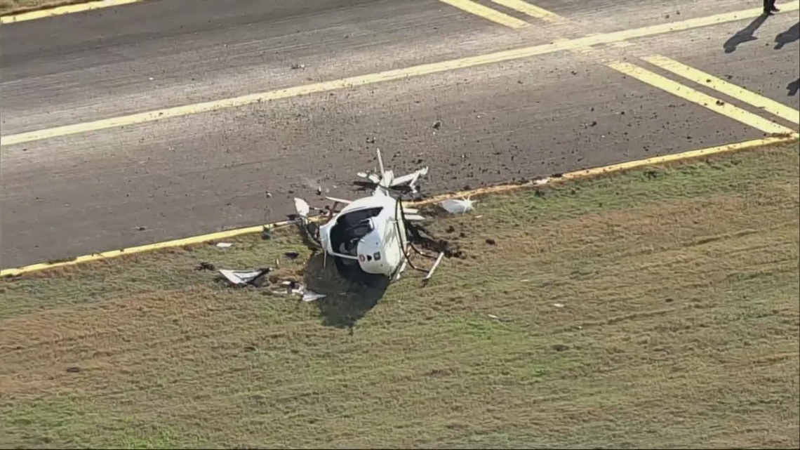 2 injured in helicopter crash at Bell's Fort Worth training facility ...