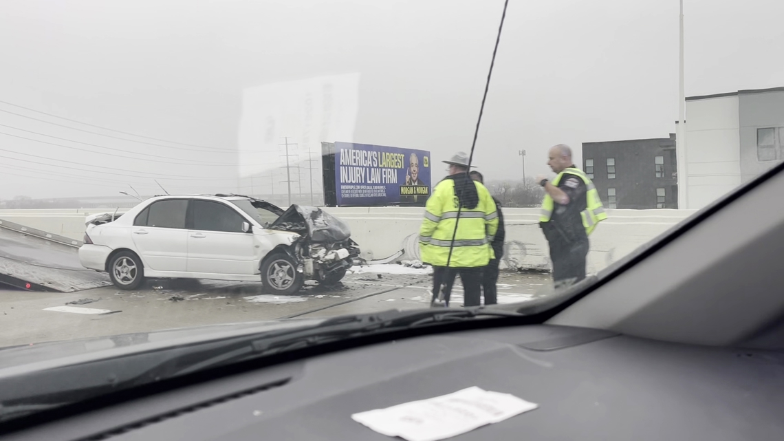 Dallas: Interstate 30 closed in fatal crash, officials say | wfaa.com