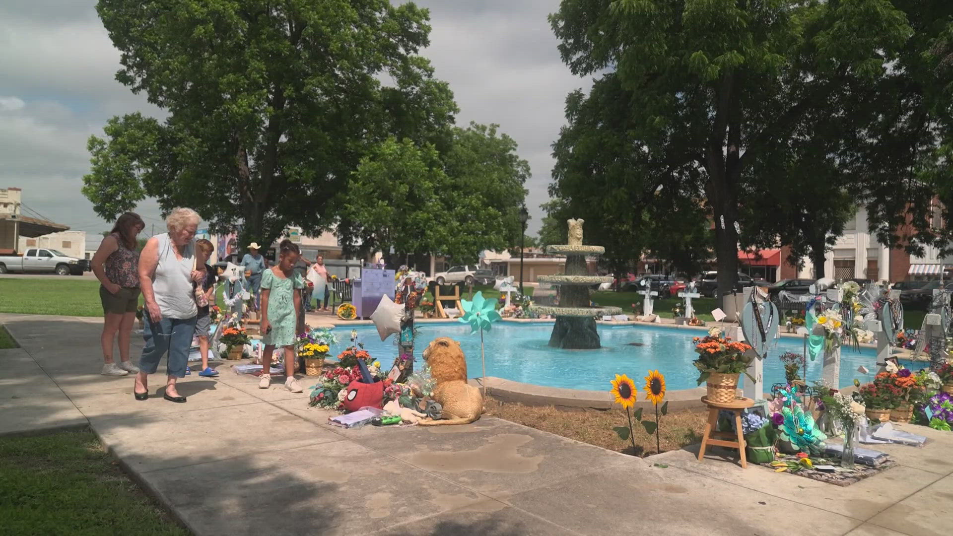 New report will detail border patrol agent's role in Uvalde school ...