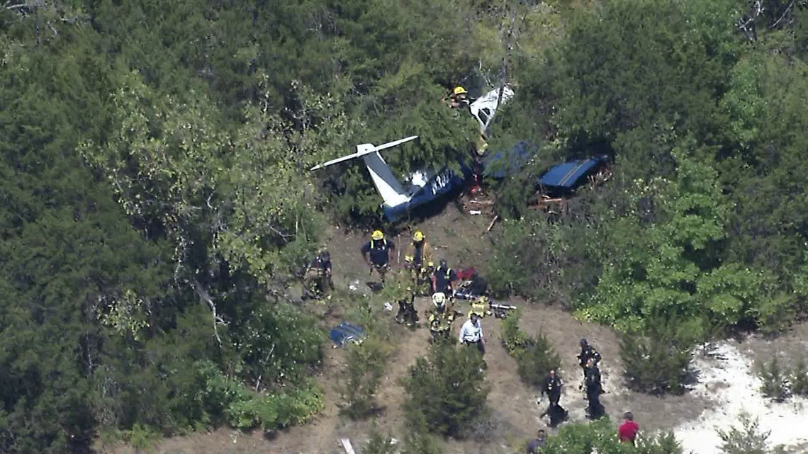 Small plane crashes near Dallas Executive Airport | wfaa.com