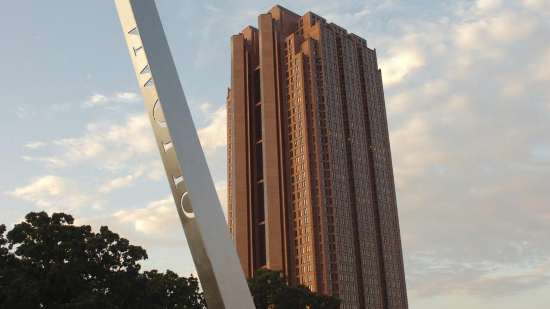 Meet Texas' Golden Influencer and Silver Fox Squad Founder | wfaa.com