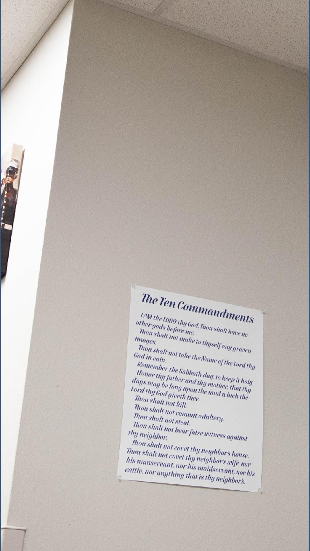 Ten Commandments now on display in Texas classrooms | wfaa.com