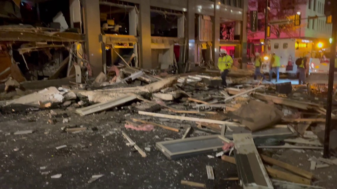 Downtown Fort Worth hotel explosion: 21 injured, officials say | wfaa.com