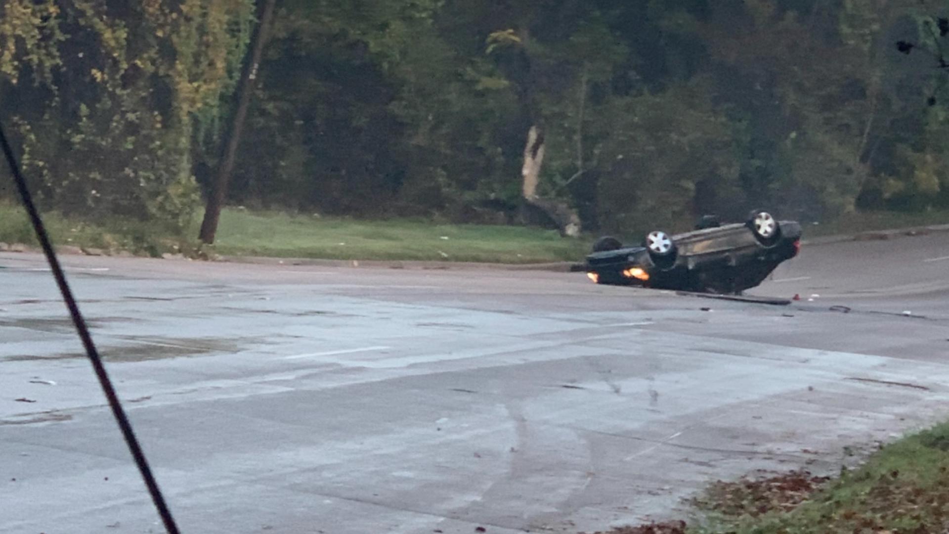 Dallas crash kills adult and 2 children | wfaa.com