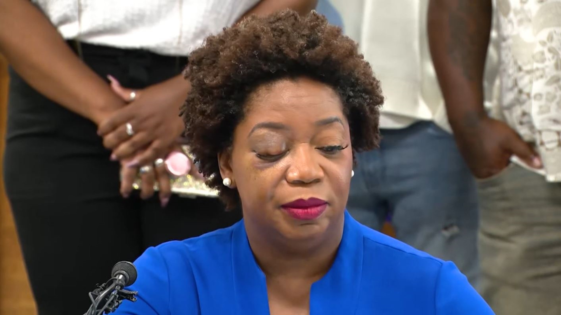 Corsicana ISD staffer at Collins Intermediate School injured | wfaa.com