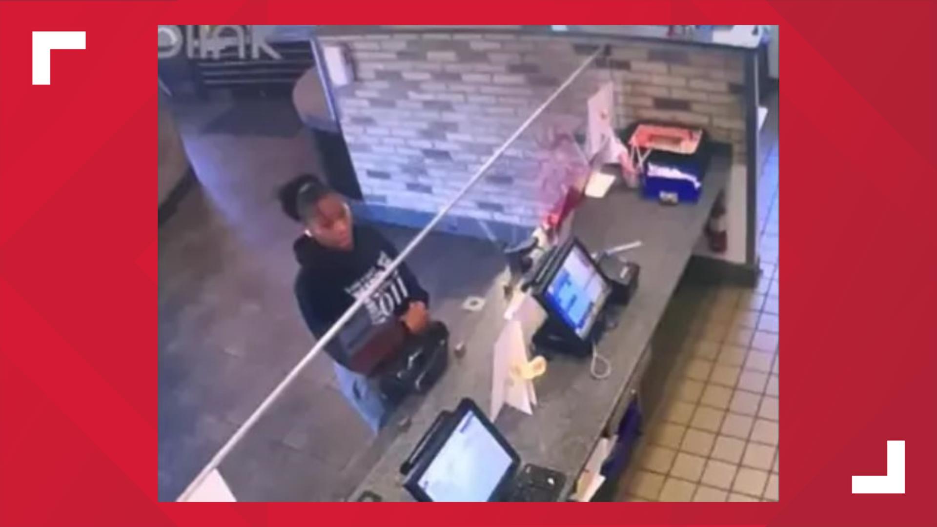 Dallas police searching for female suspect following a robbery | wfaa.com