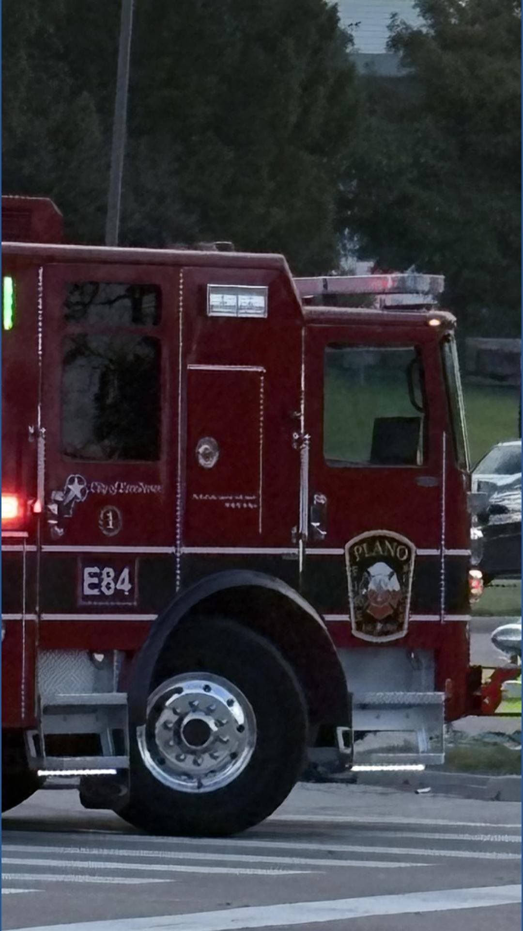 Plano PD: 1 pedestrians killed in 2-vehicle rollover crash | wfaa.com