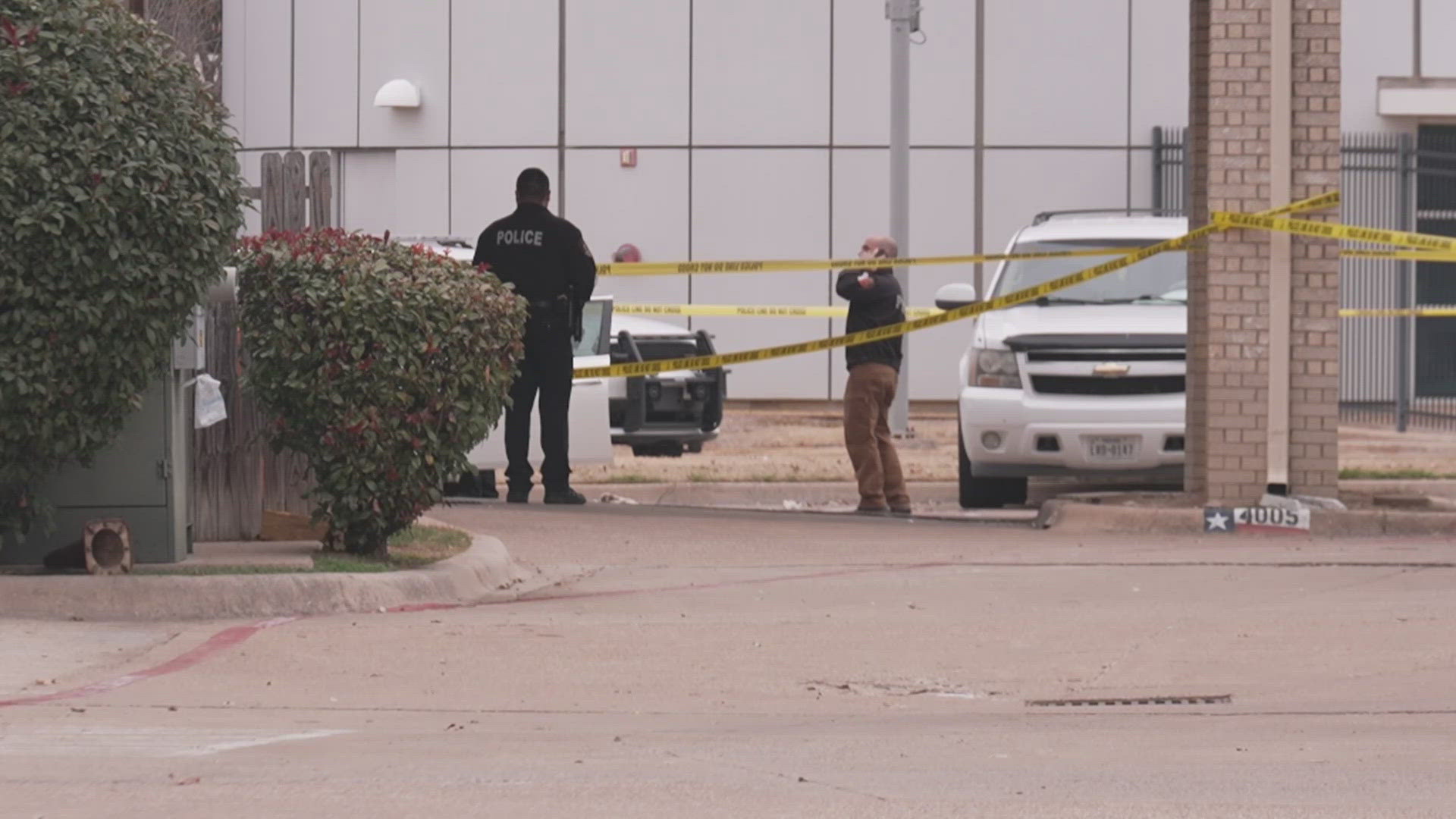 Addison: Police shoot, injure suspect, Farmers Branch police say | wfaa.com