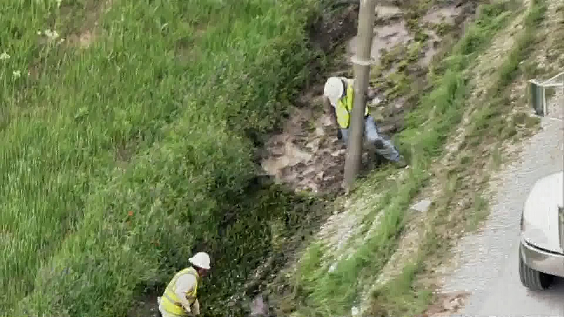 North Texas crews clean up millions of dimes in Alvord after accident involving an 18-wheeler ...