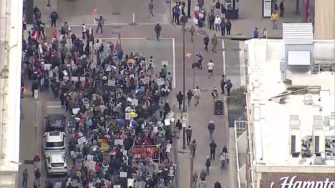 Counter-protestor arrested after punching 71-year-old during Dallas 'No ...