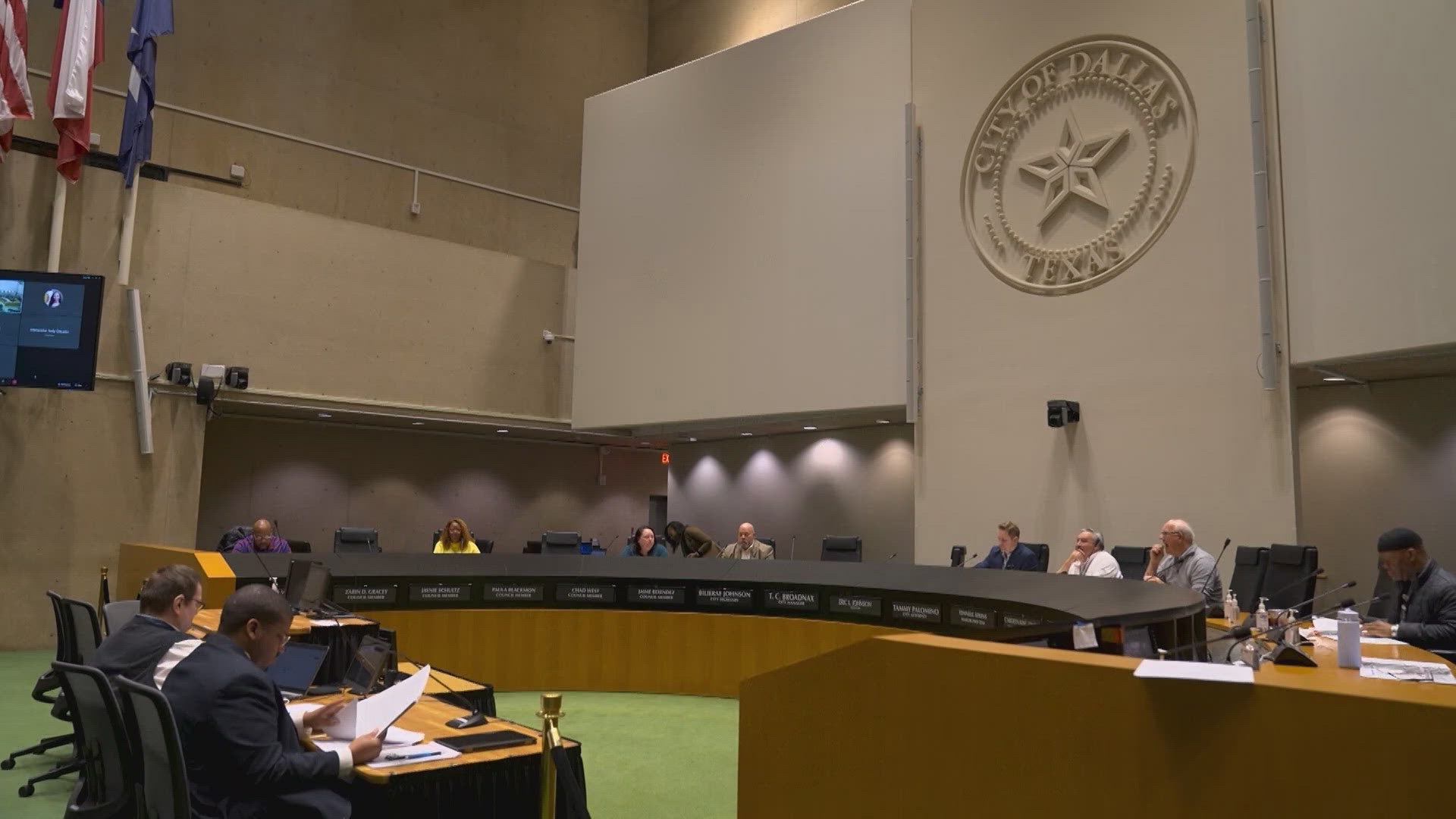 Dallas Police Chief Daniel Comeaux discusses immigration policy in new ...