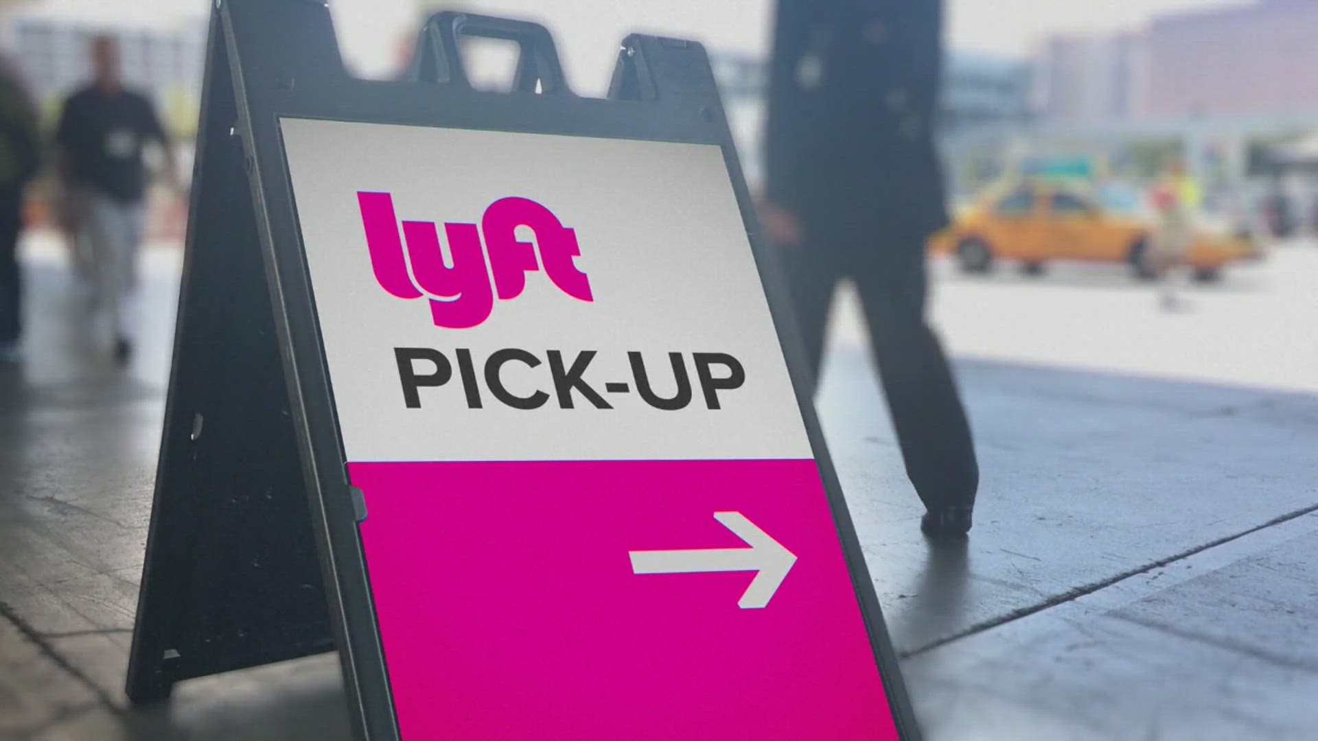Lyft promising weekly pay bumps for drivers | wfaa.com