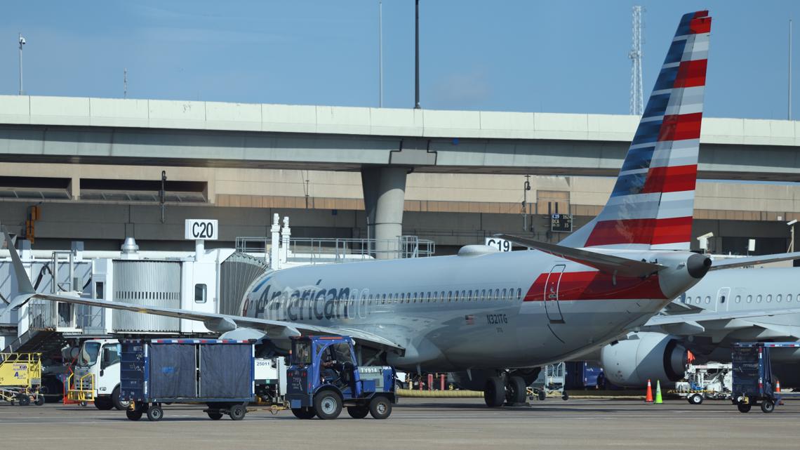American Airlines flight to Hawaii returns to DFW after tsunami warning ...