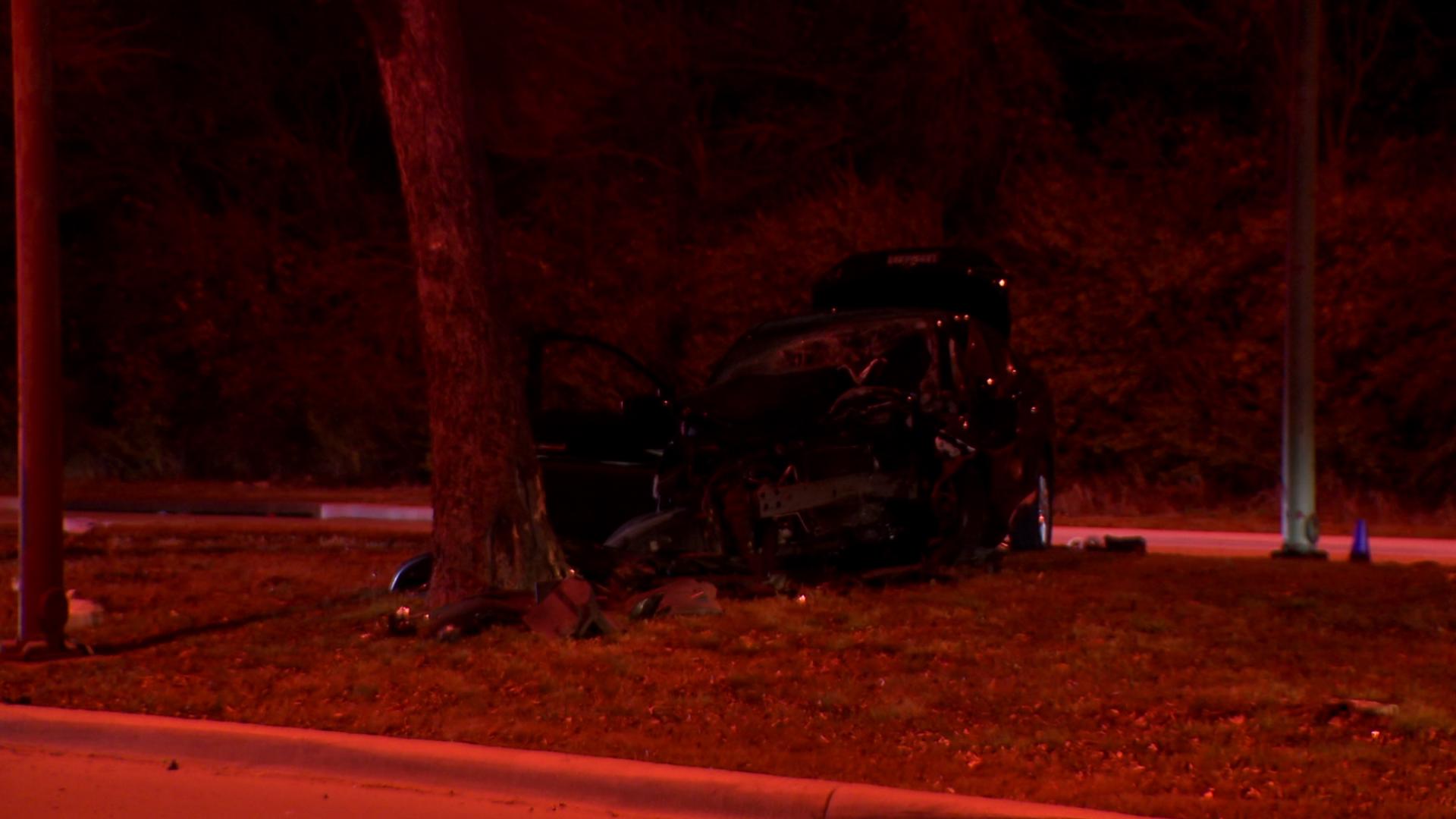 1 person killed, 2 injured after car crashes into tree, officials say ...