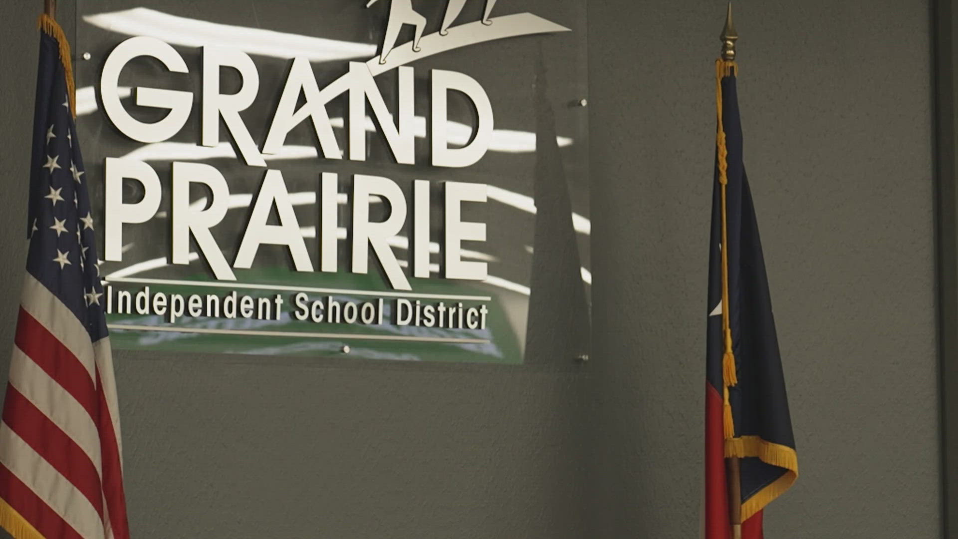 Grand Prairie ISD middle school teacher arrested for alleged grooming ...