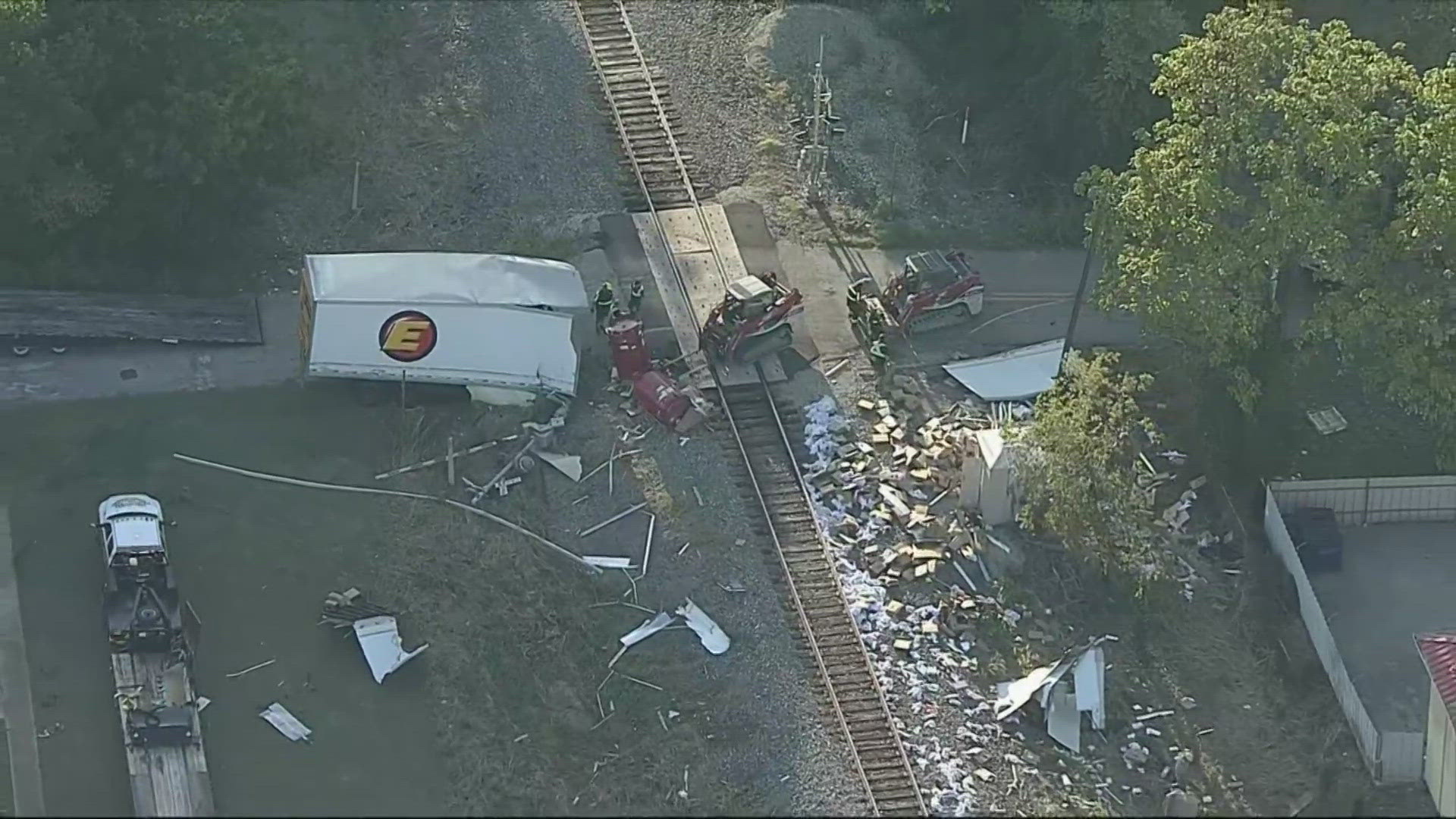 18-wheeler struck by Amtrak train in Terrell, police say | wfaa.com