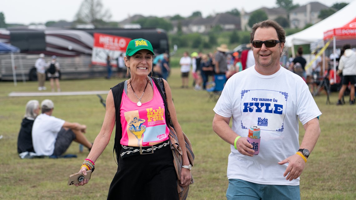 Gathering of the Kyles at the Kyle Fair | wfaa.com