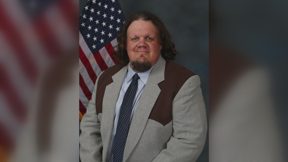 Grayson County sheriff's investigator dies after collapsing while ...