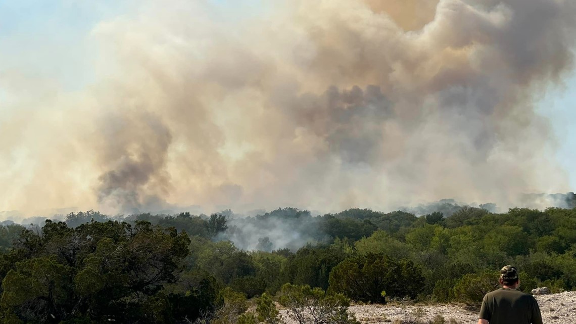 Johnson County fire: Crew working to put out large blaze | wfaa.com