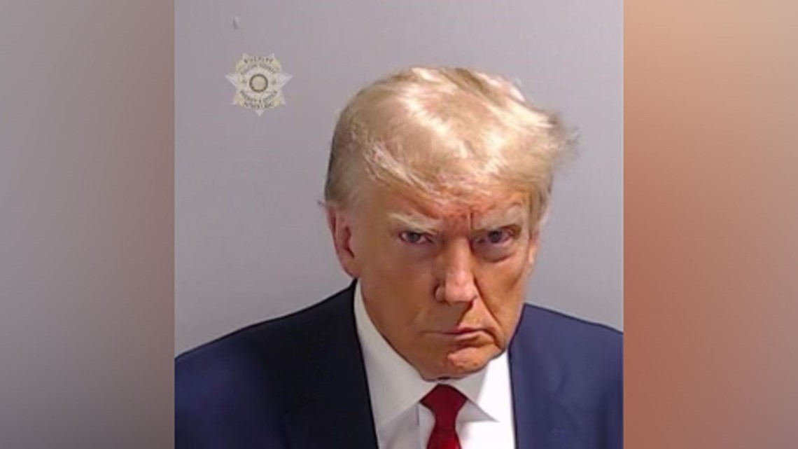 Donald Trump mugshot: Former president booked into jail | wfaa.com