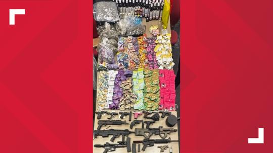 5 arrested in Dallas stolen guns, illegal drugs bust | wfaa.com