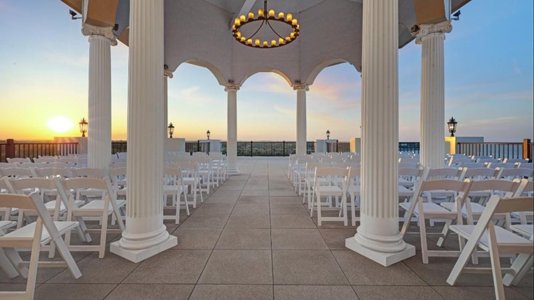 Texas castle for sale on Lake Whitney | wfaa.com