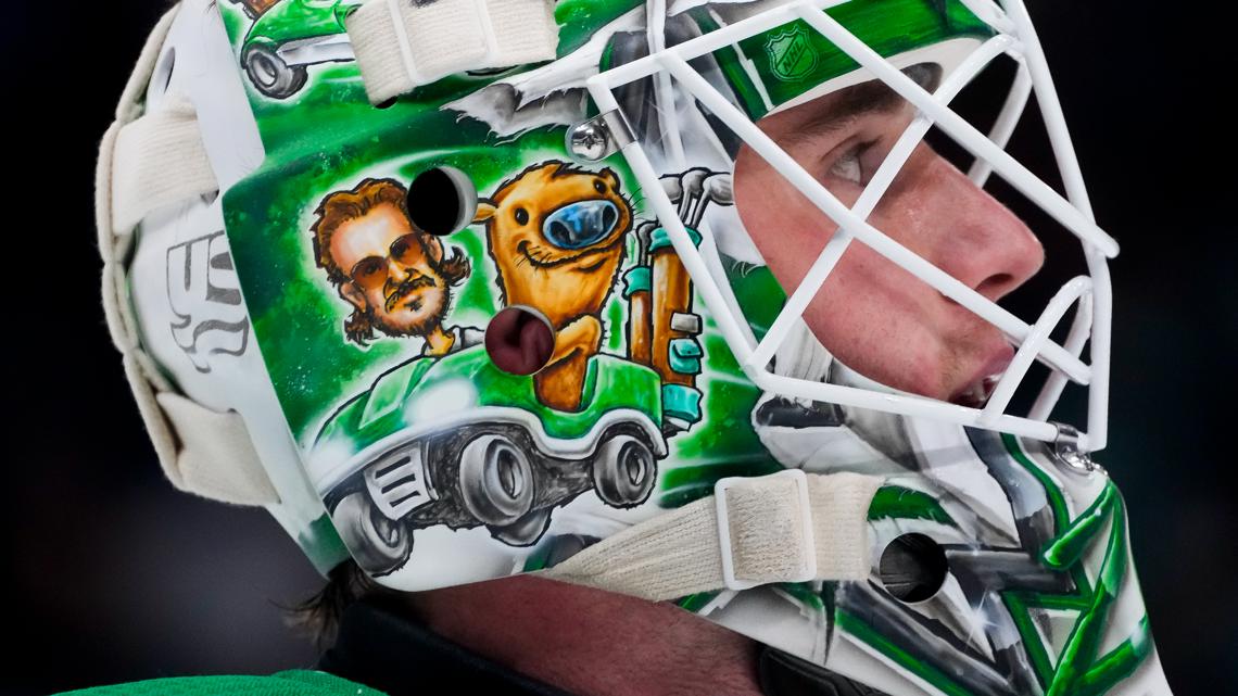 Dallas Zoo otters cheer on Jake 'Otter' Oettinger ahead of Game 5 ...