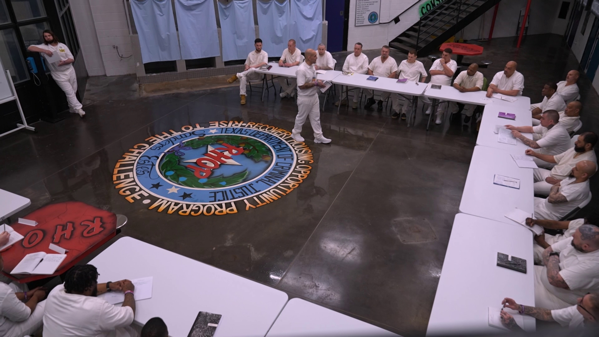 Inmates helping inmates: A look inside addiction recovery programs in ...