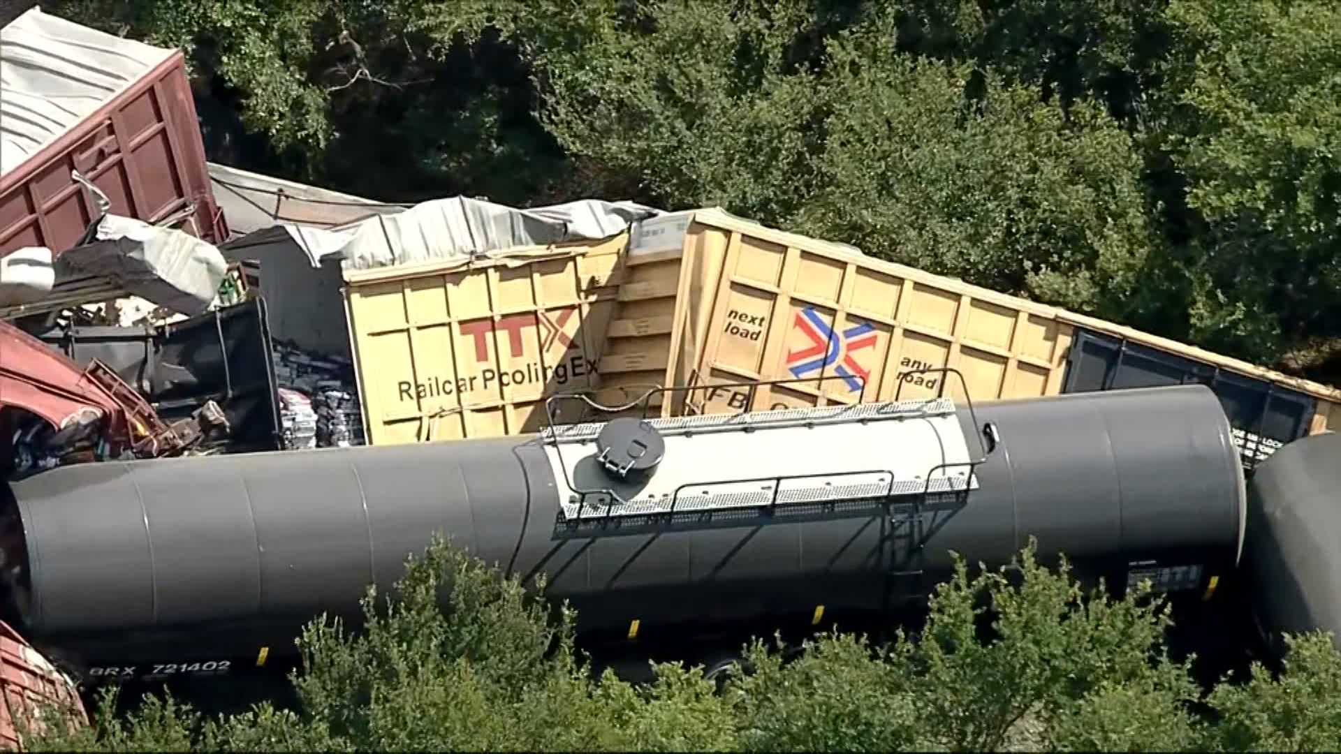 Union Pacific Train derails in Palo Pinto County | wfaa.com