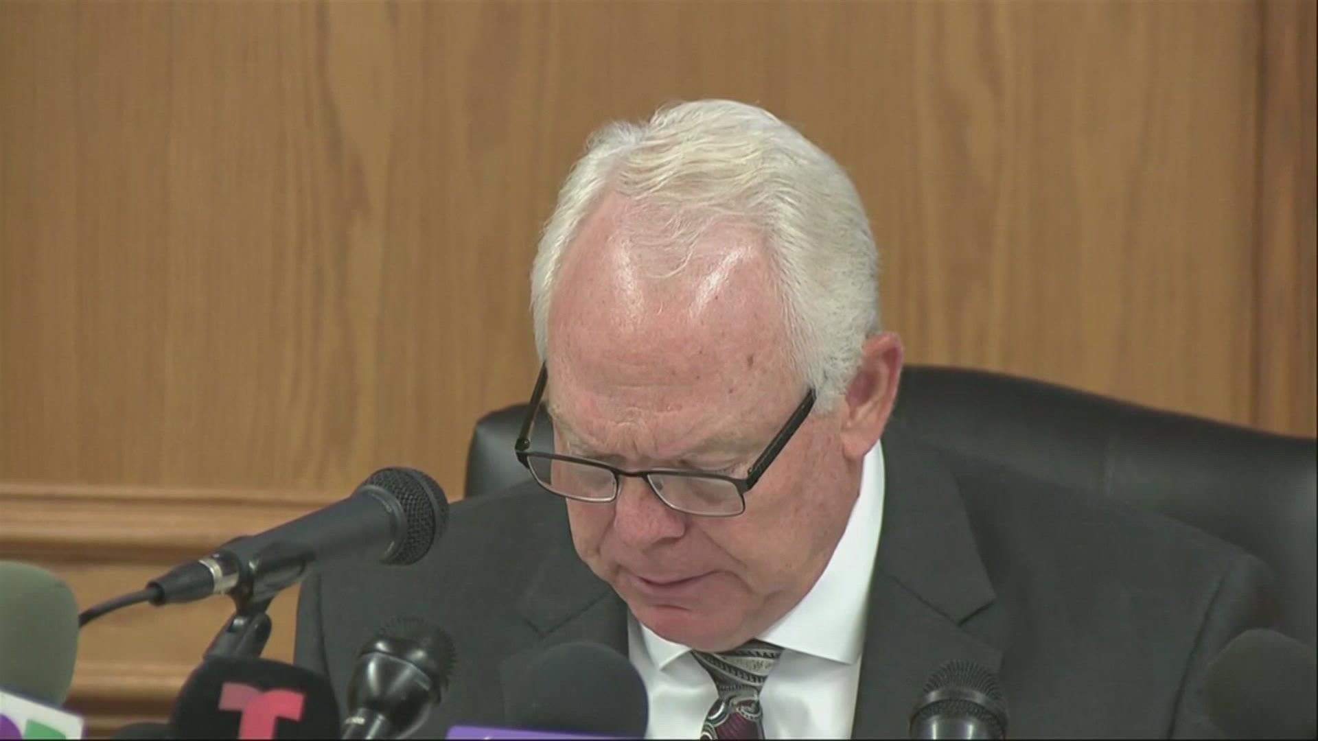 Latest in Uvalde: CISD superintendent officially retires | wfaa.com