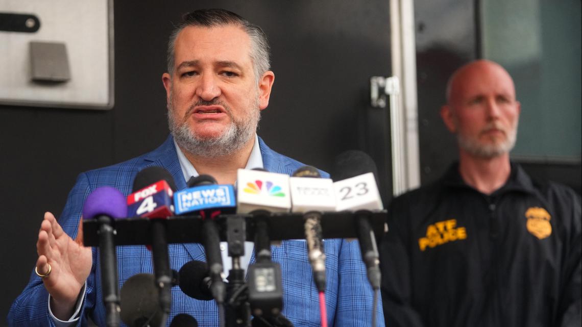 The Weeknd kicks off AT&T Stadium shows on Aug. 27 | wfaa.com