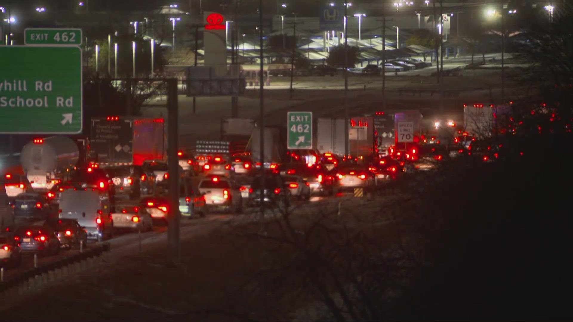 DFW weather: Denton County roads messy after freezing rain Monday ...